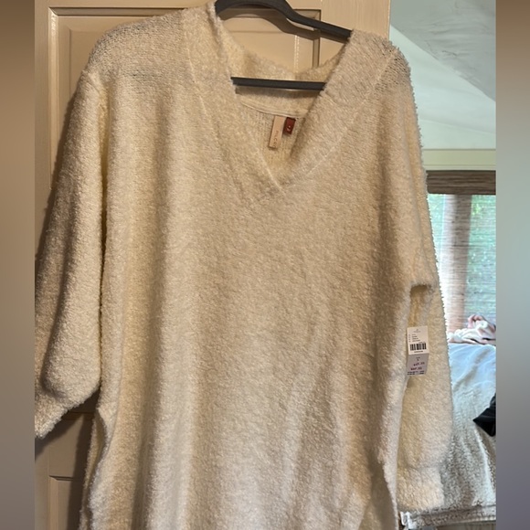 Anthropologie | Sweaters | Anthropologie Cream Pilcro V Neck Sweater ...